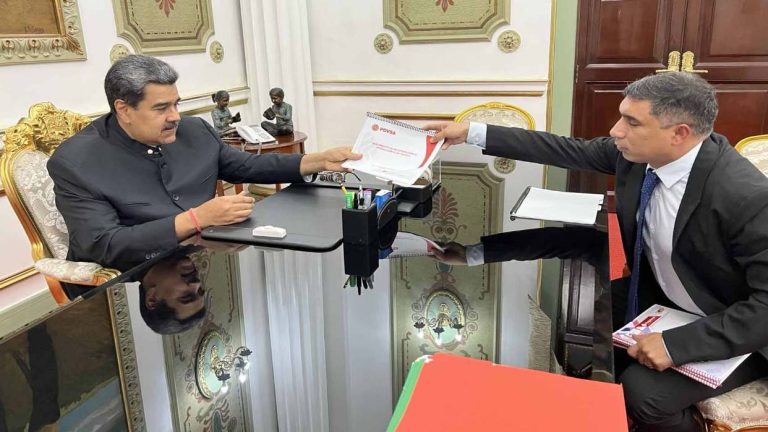 Presidente de PDVSA Pedro Tellechea es designado como ministro de ...