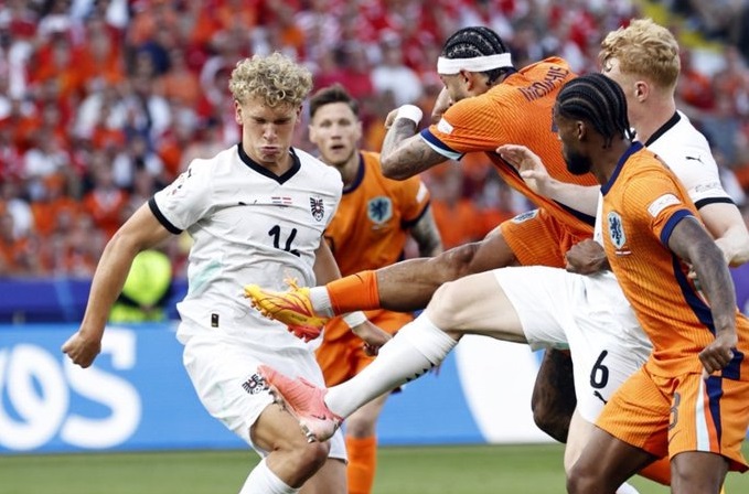 Austria sorprende a Países Bajos y los deja colgando de un hilo | Dateando